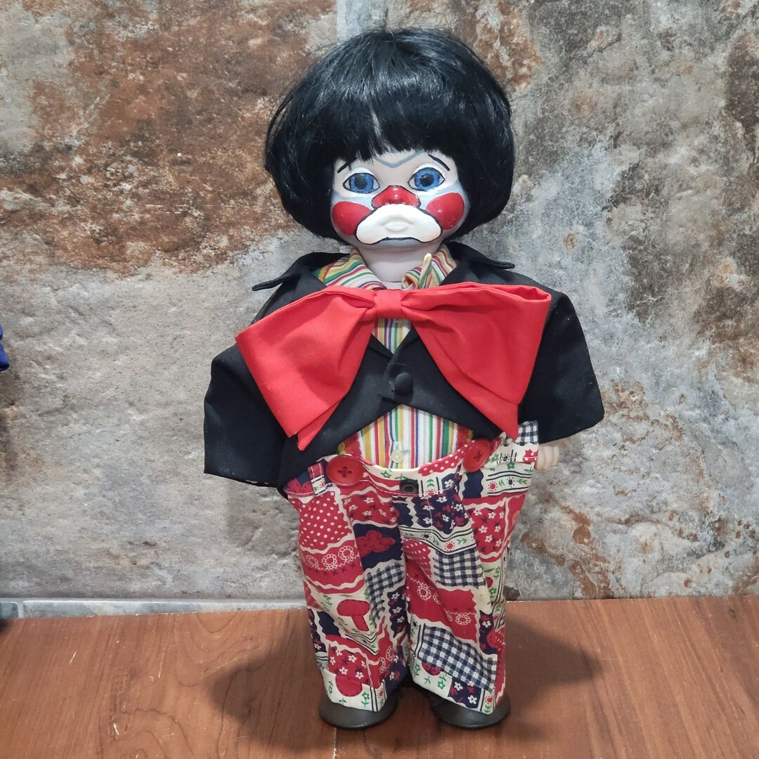 Vintage Porcelain Clown Sad Frowning Doll Figurine - Etsy
