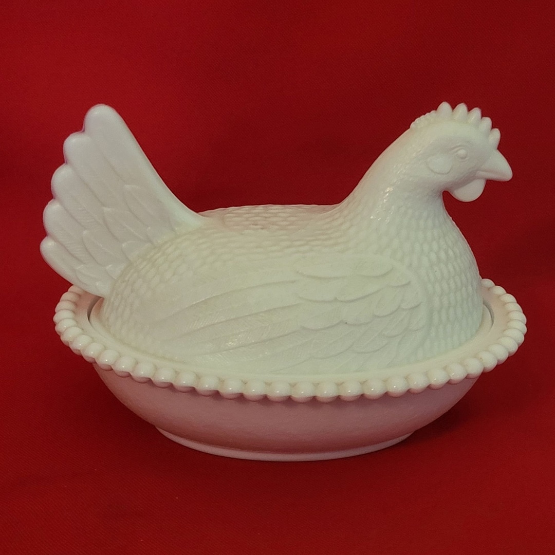 VTG White Milk Glass Chicken Hen on Nest Covered Trinket Oval Candy ...