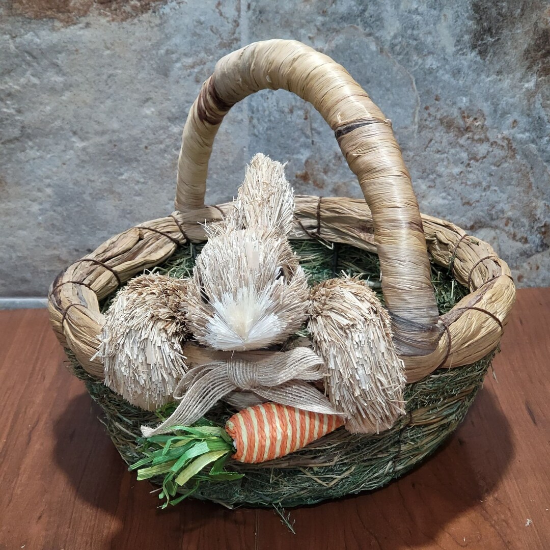 Straw Easter Basket Bunny Rabbit Head Carrot Missing Right Ear - Etsy