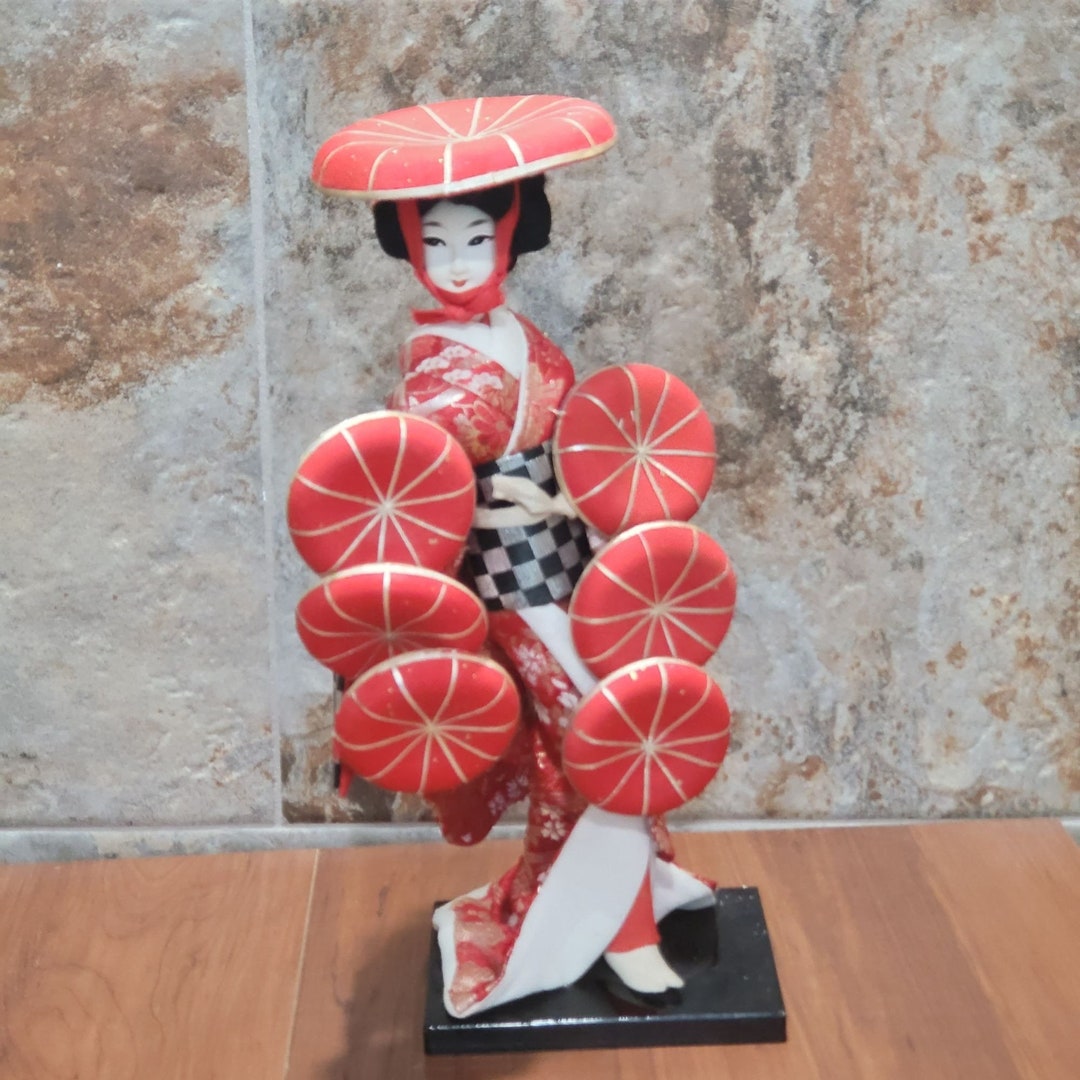 VTG Geisha Doll Silk Kimono Marked 7 Hats Kabuki Dance Wooden Base - Etsy