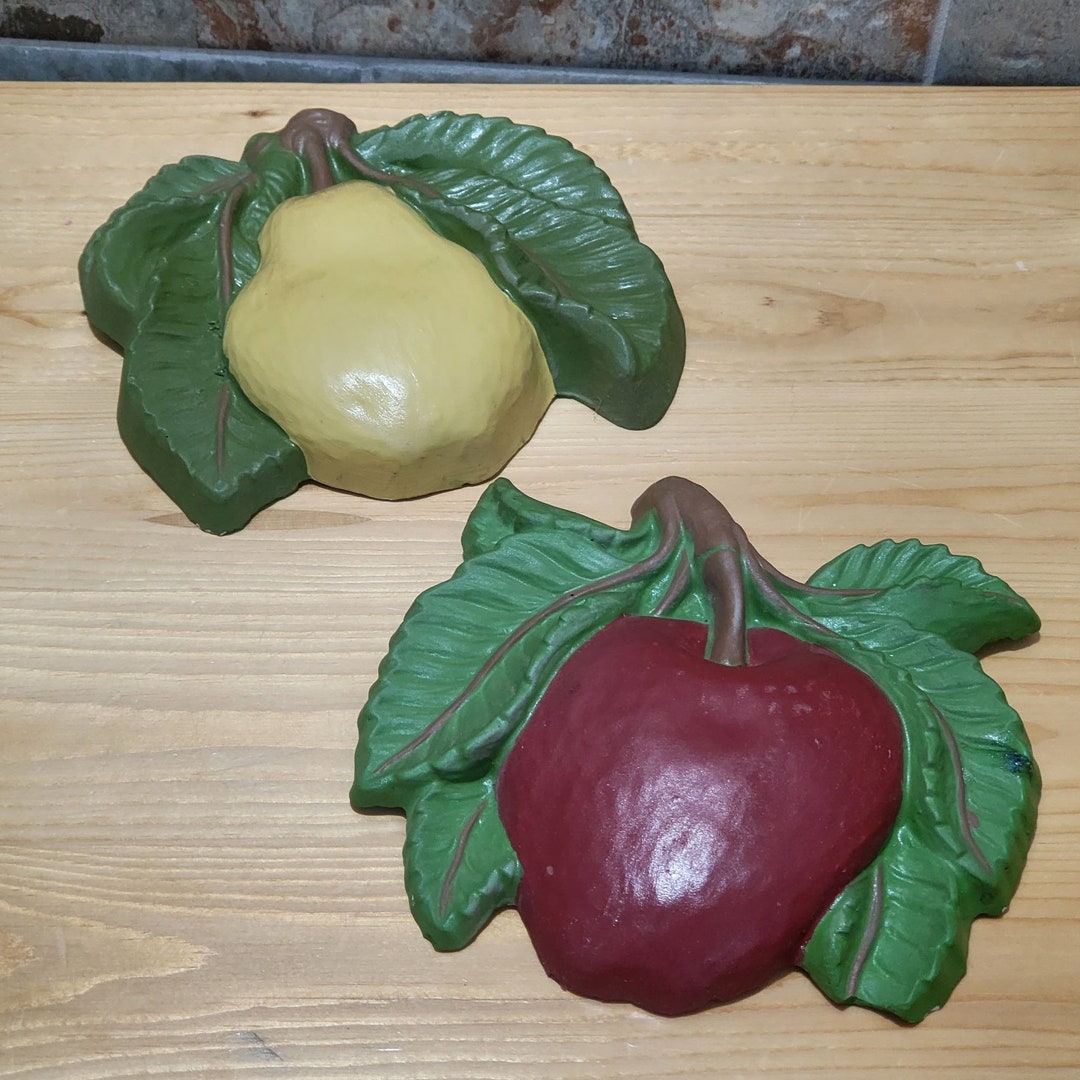 VTG Fruit Wall Plaque Hanging Apple Pear Kitchen Decor Set of 2 - Etsy