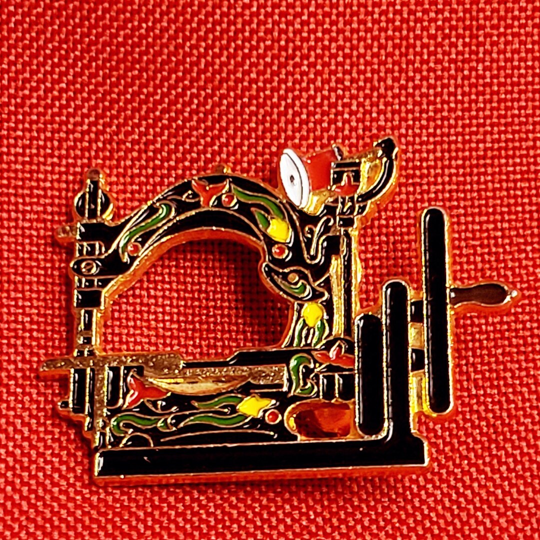 Vintage Clotilde Black Enamel Sewing Machine Brooch Pin #5 Wilcox 1882 ...