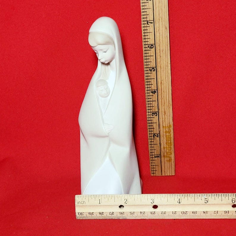 Lladro Kneeling Cloaked Mother Madonna and Child Matte Figurine - Etsy