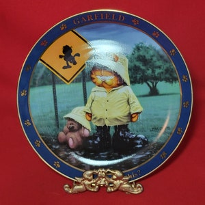 Danbury Mint I Got up for This Jim Davis A Day With Garfield Decorative ...