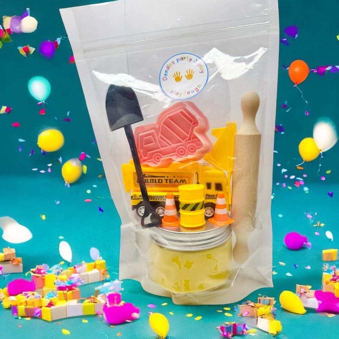 Construction Playdough Kit – Take-me-anywhere Pouch, Digger Play Dough ...