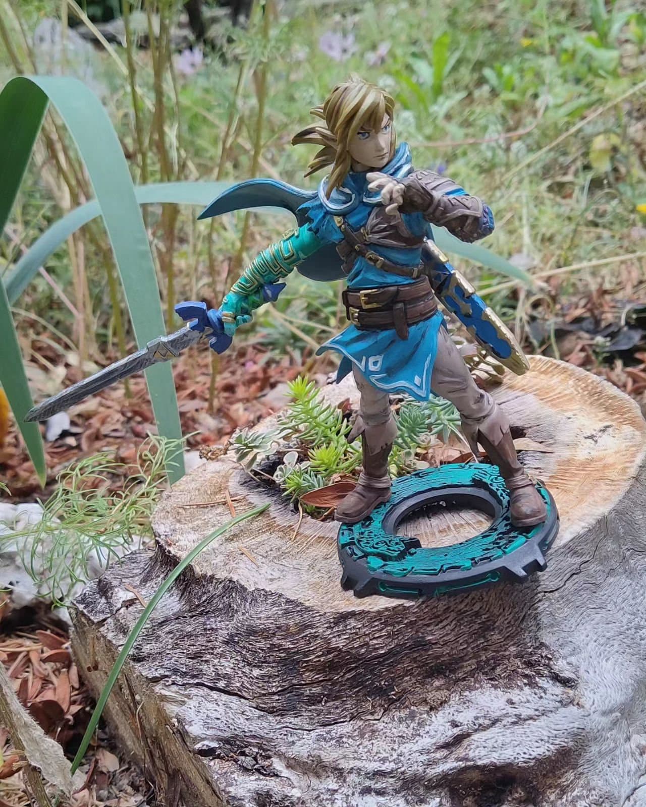 Elven Hero Statue - Etsy