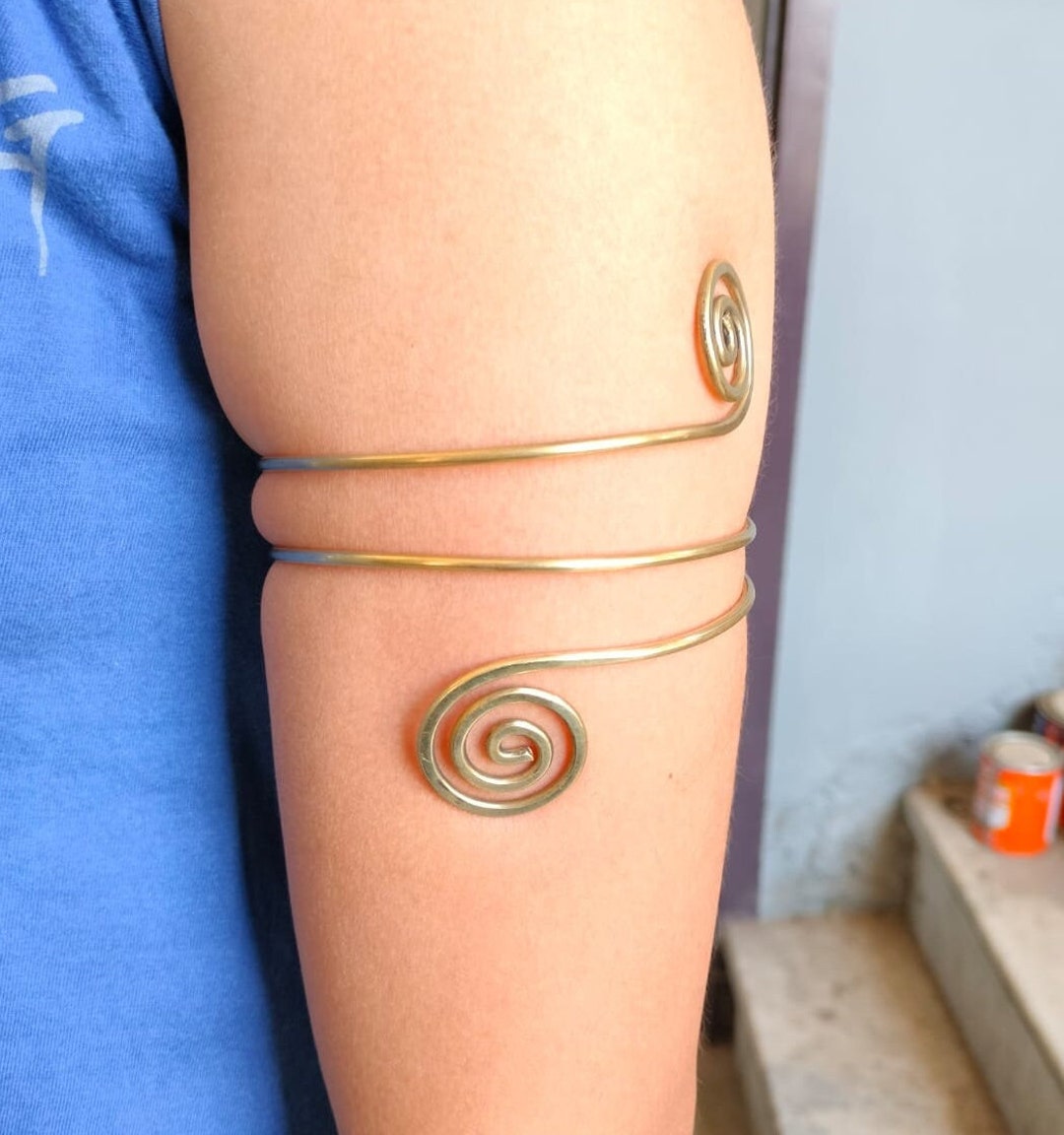 Minimalist Arm Cuff, Gold Spiral Arm Band, Gold Upper Arm Cuff Bracelet ...