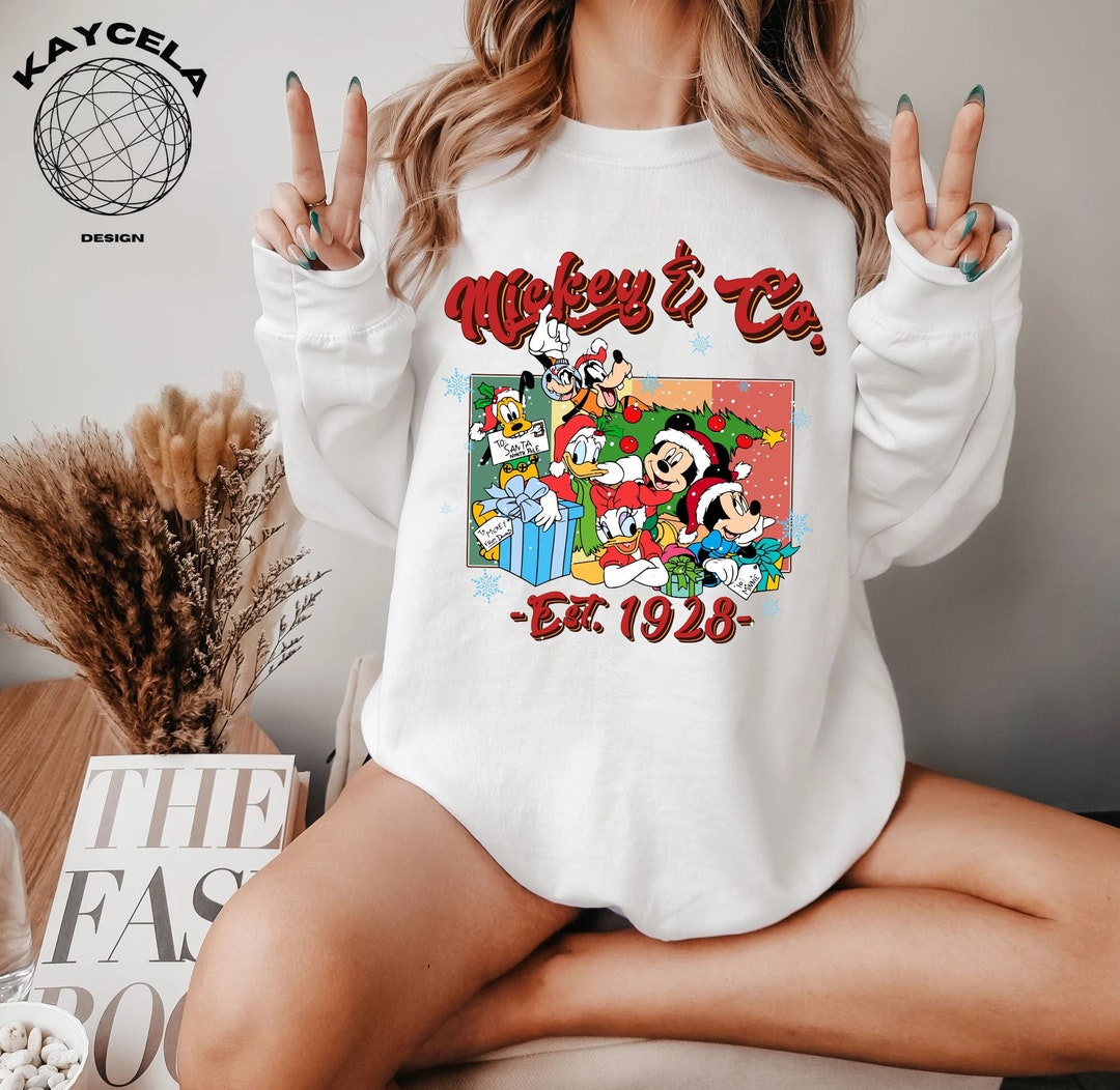 Comfort Colors® Retro 90s Mickey and Co Est 1928 Christmas - Etsy