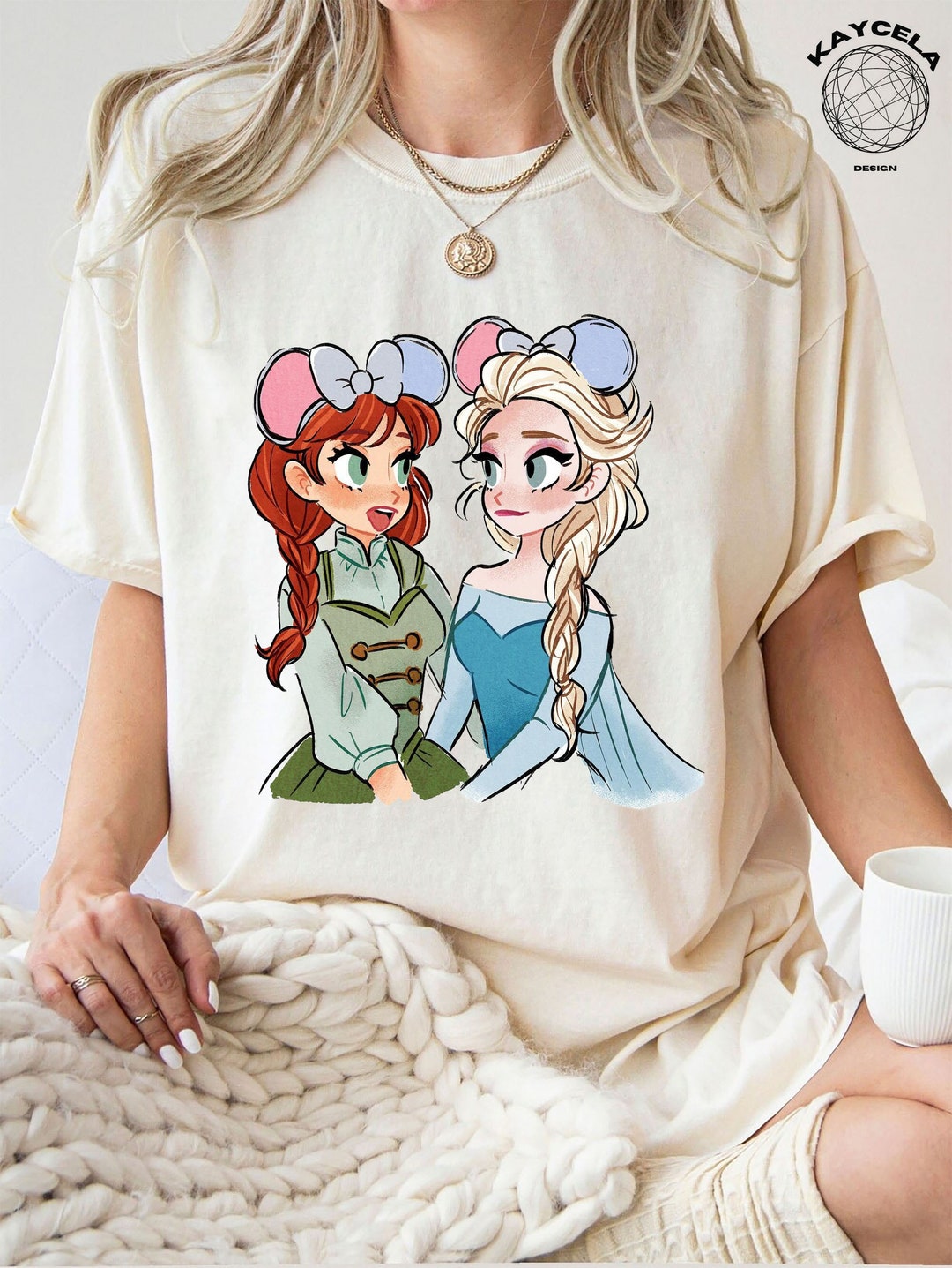 Disney Princess Elsa and Anna T-shirt, Frozen Elsa Anna Shirt, Disney ...
