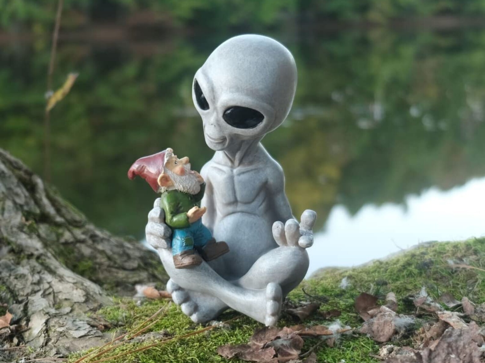 Alien and Gnome Garden Statue Funny Garden Gnome Resin Alien - Etsy