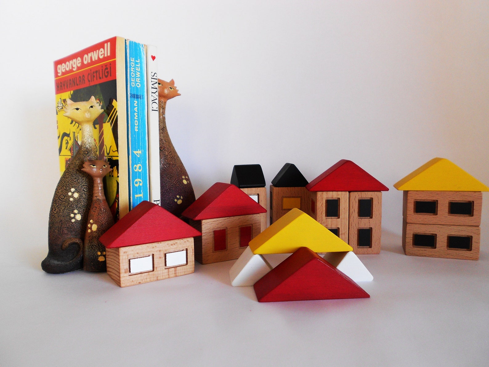 18 Piece Miniature House Set, Colorful Miniature Houses, Minimalist ...