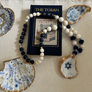 Hanukkah Decor, Hanukkah Necklace, Star of David Prayer Beads, Oyster ...