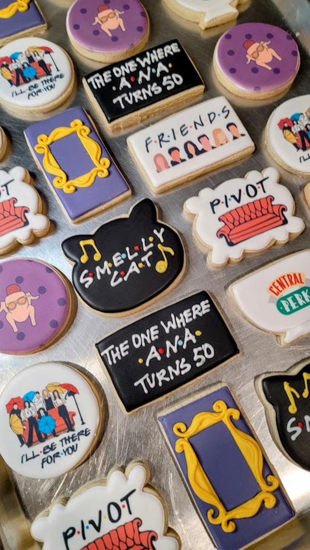 FRIENDS Themed Custom Cookies - Etsy