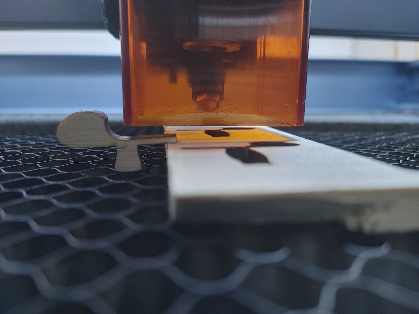 Xtool Honeycomb Pins, SVG File. Use 1/4" Material to Make Your Own. - Etsy UK