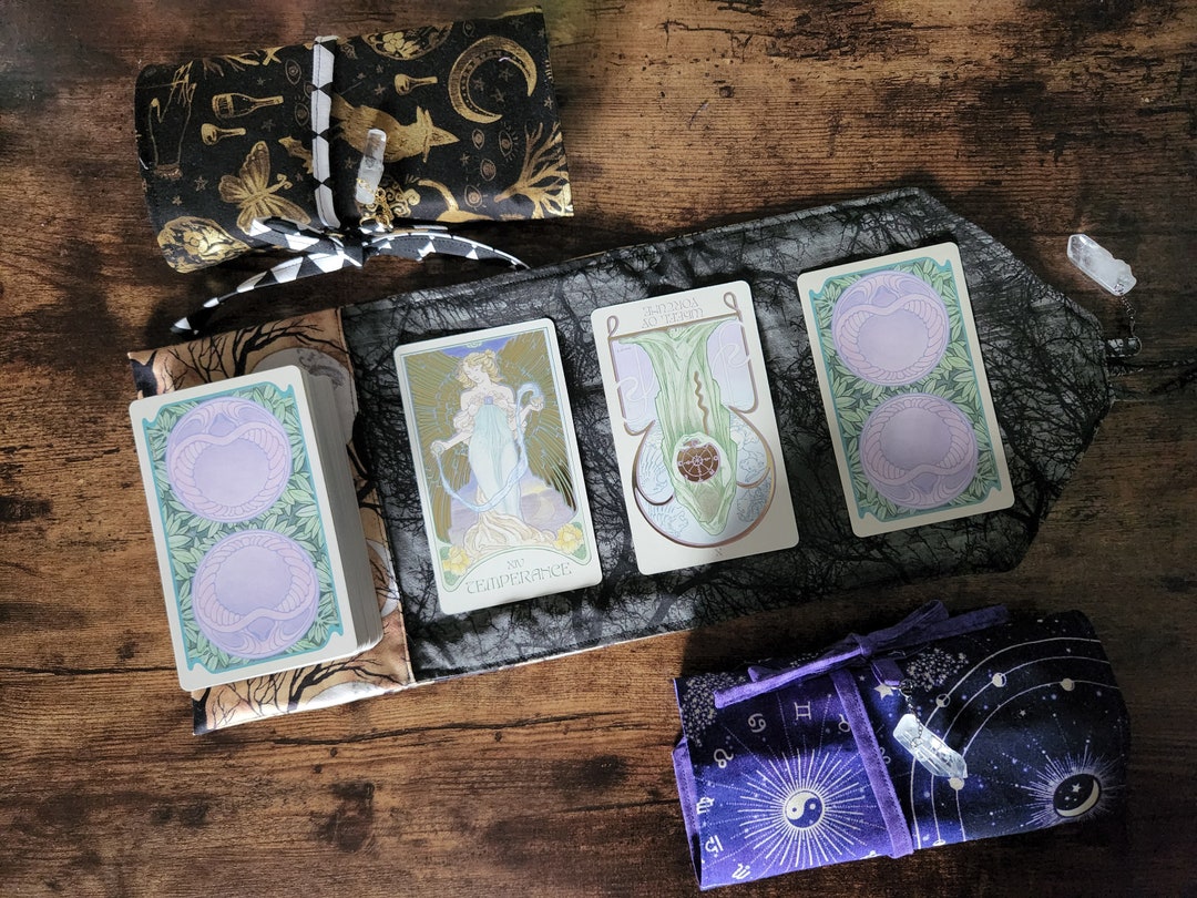 Tarot Wraps With Quartz - Astrology and Halloween Patterns - Etsy