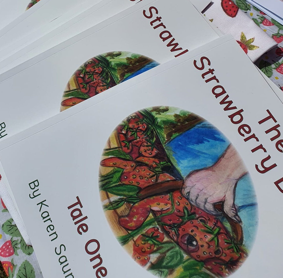 The Strawberry Bears: Tale One, Illustrated Children's Book - Etsy
