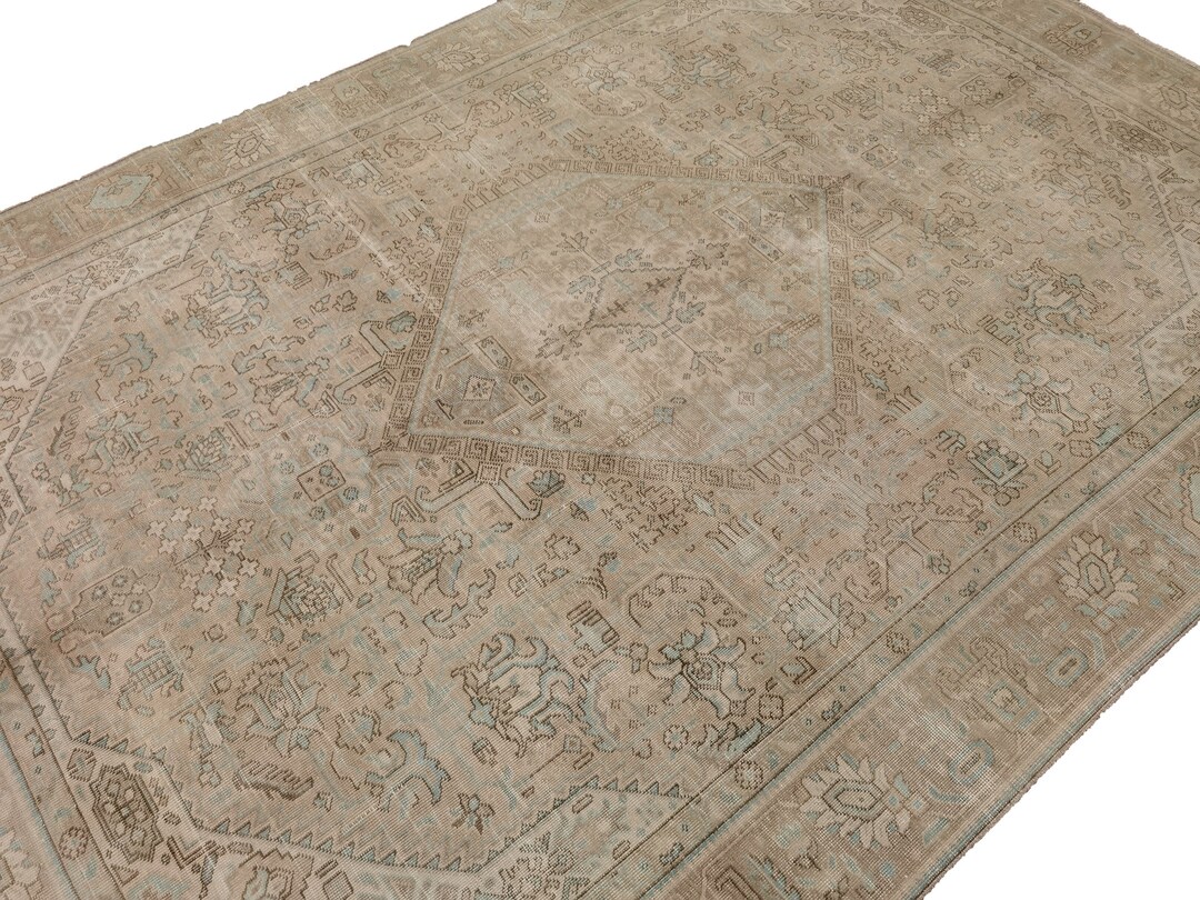 Vintage Heriz Rug 7' 8x10' 7 // Muted Area Rug, Faded Turkish Rug, Area ...