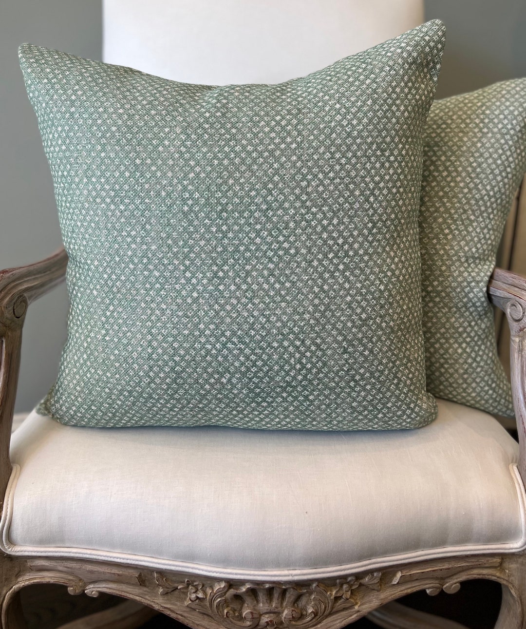 22x22 / Fermoire Green Figured / Decorative Designer Pillow / Green ...