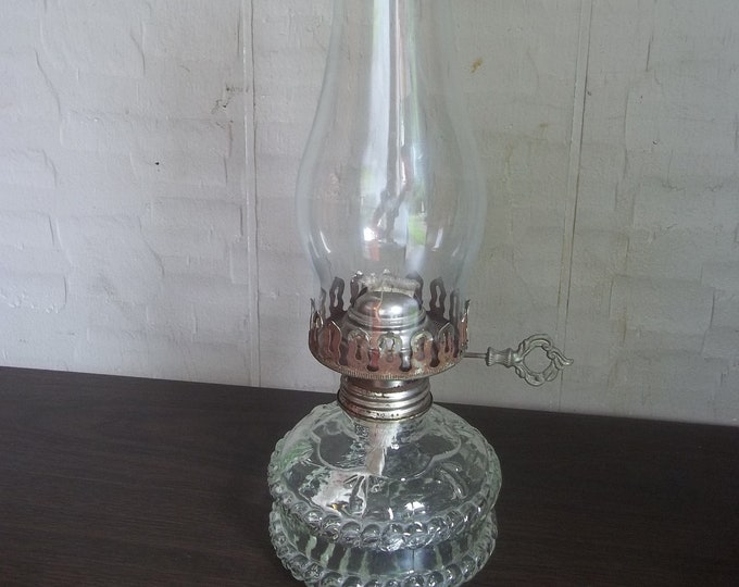 Vintage Kerosene Oil Lamp Clear Decorative Glass Base Silver Plate Wick ...