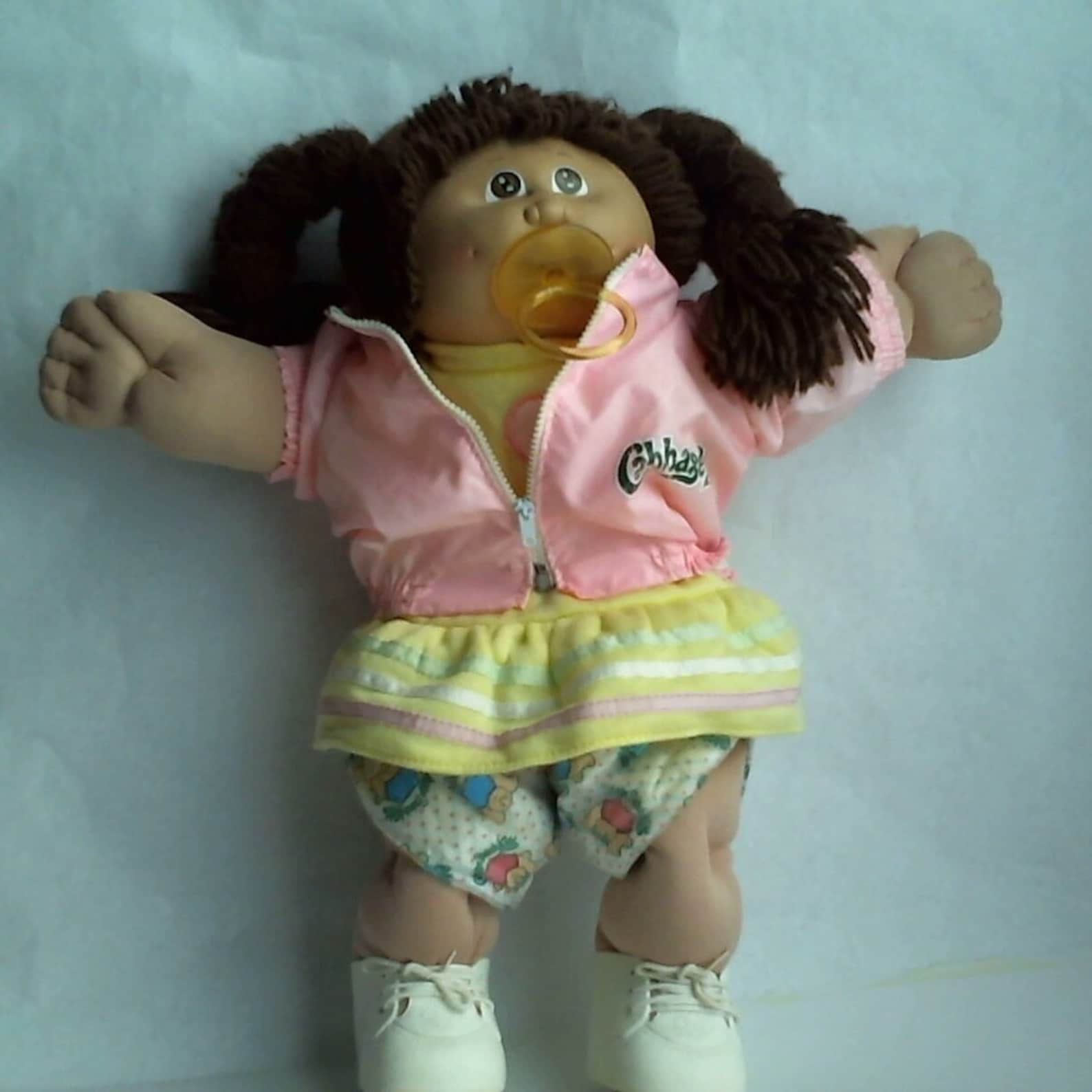 VINTAGE CABBAGE PATCH Kids Doll With Pacifier/ Cabbage Patch Outfits ...