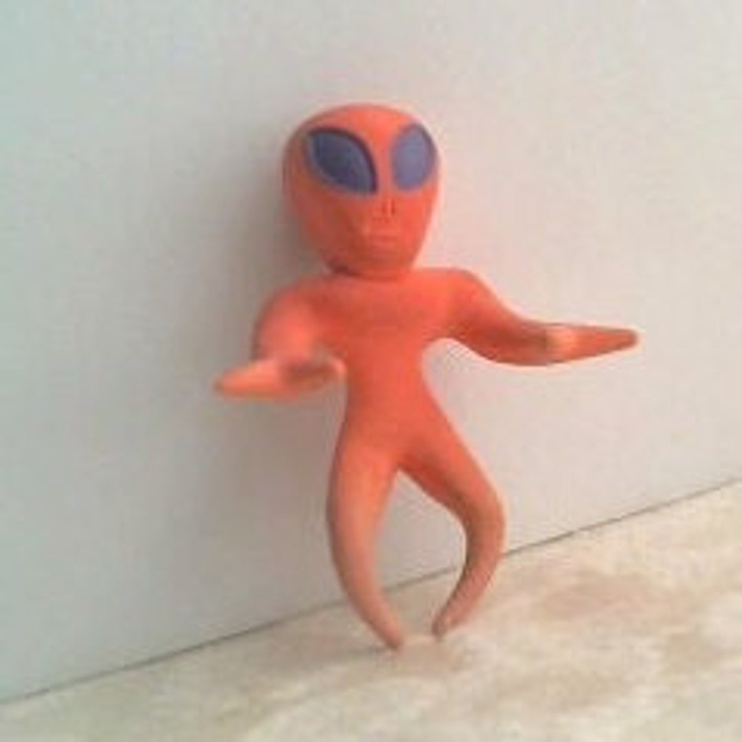 VINTAGE Pink Space Alien With Blue Purplish Eyes/unique/pointed Fingers ...
