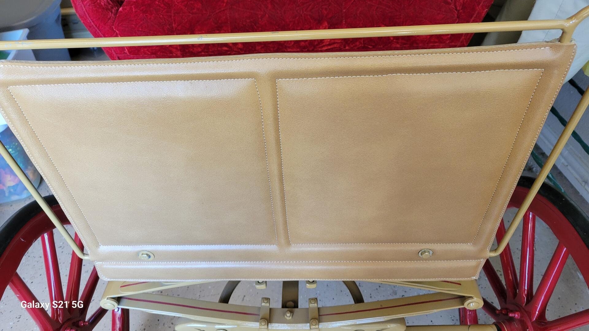 Miniature Horse Drawn Surrey Beige Vinyl Top W/red Fringe/2-seater 5/8 ...