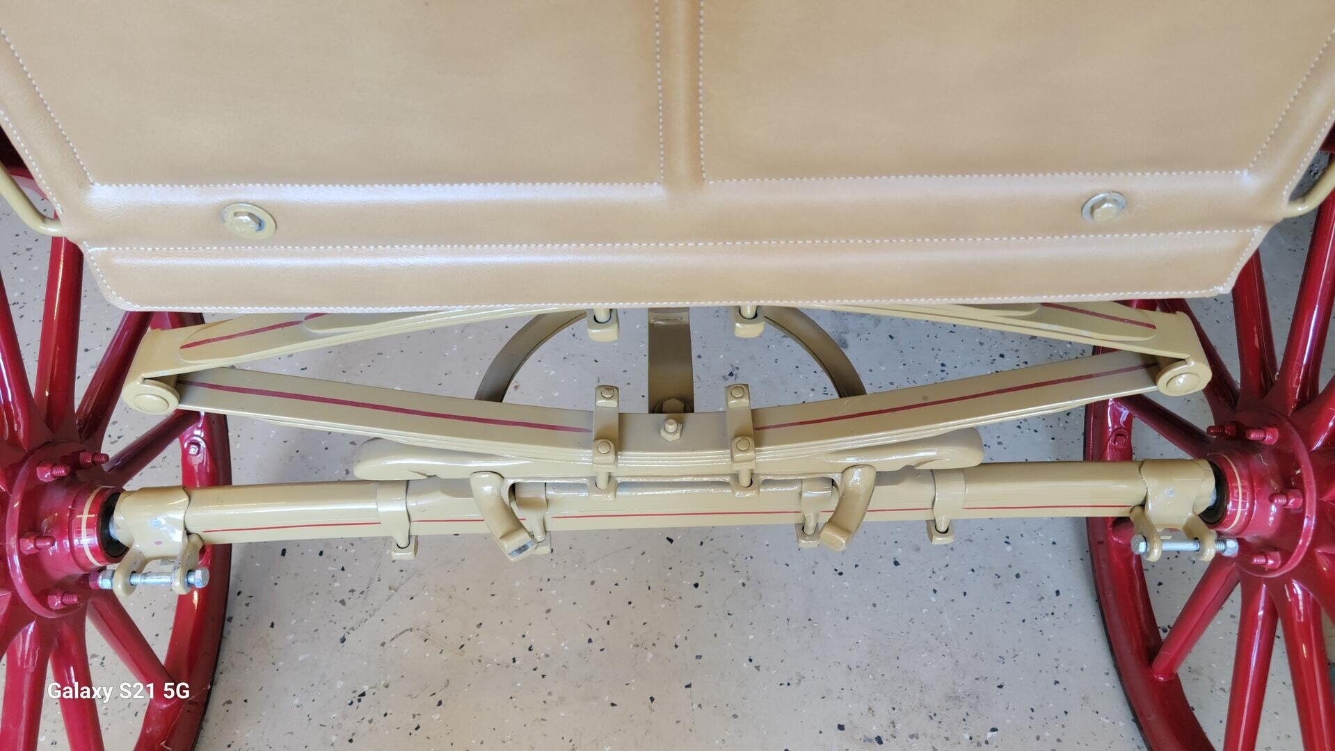 Miniature Horse Drawn Surrey Beige Vinyl Top W/red Fringe/2-seater 5/8 ...