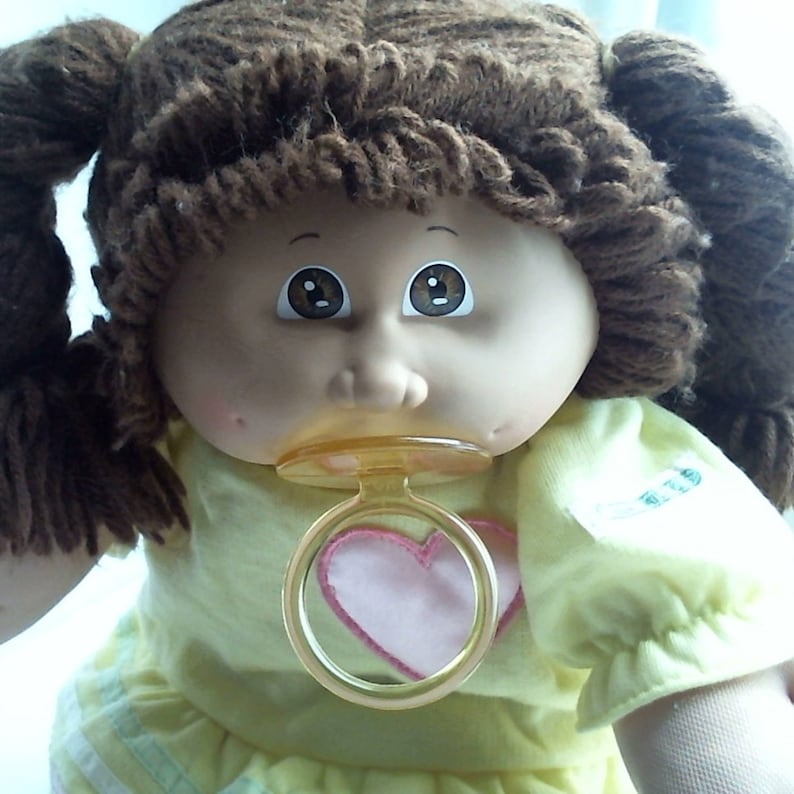 VINTAGE CABBAGE PATCH Kids Doll With Pacifier/ Cabbage Patch Outfits ...