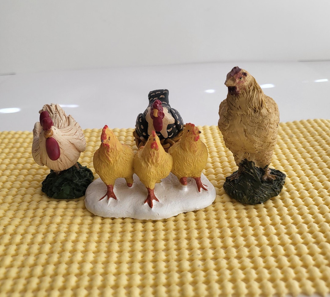 VINTAGE Assortment of Resin Chickens Hens Roosters Figures/six Farm ...