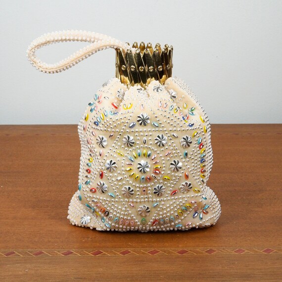 Vintage 50s Reticule Expanding Metal Cream Silver Gol… - Gem