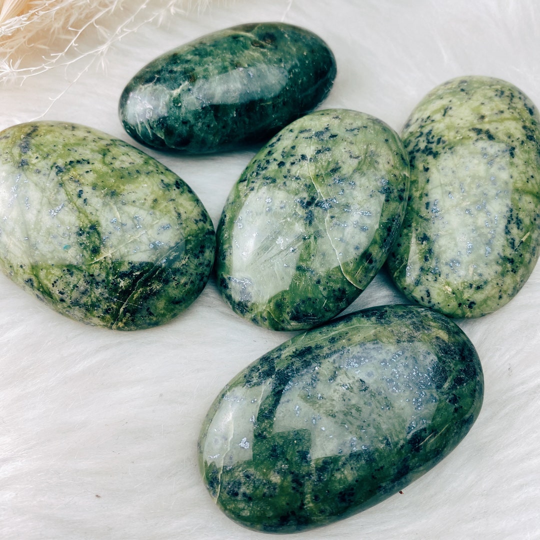 Jade Palm Stone Green Jade Crystal Stone Healing Metaphysical - Etsy