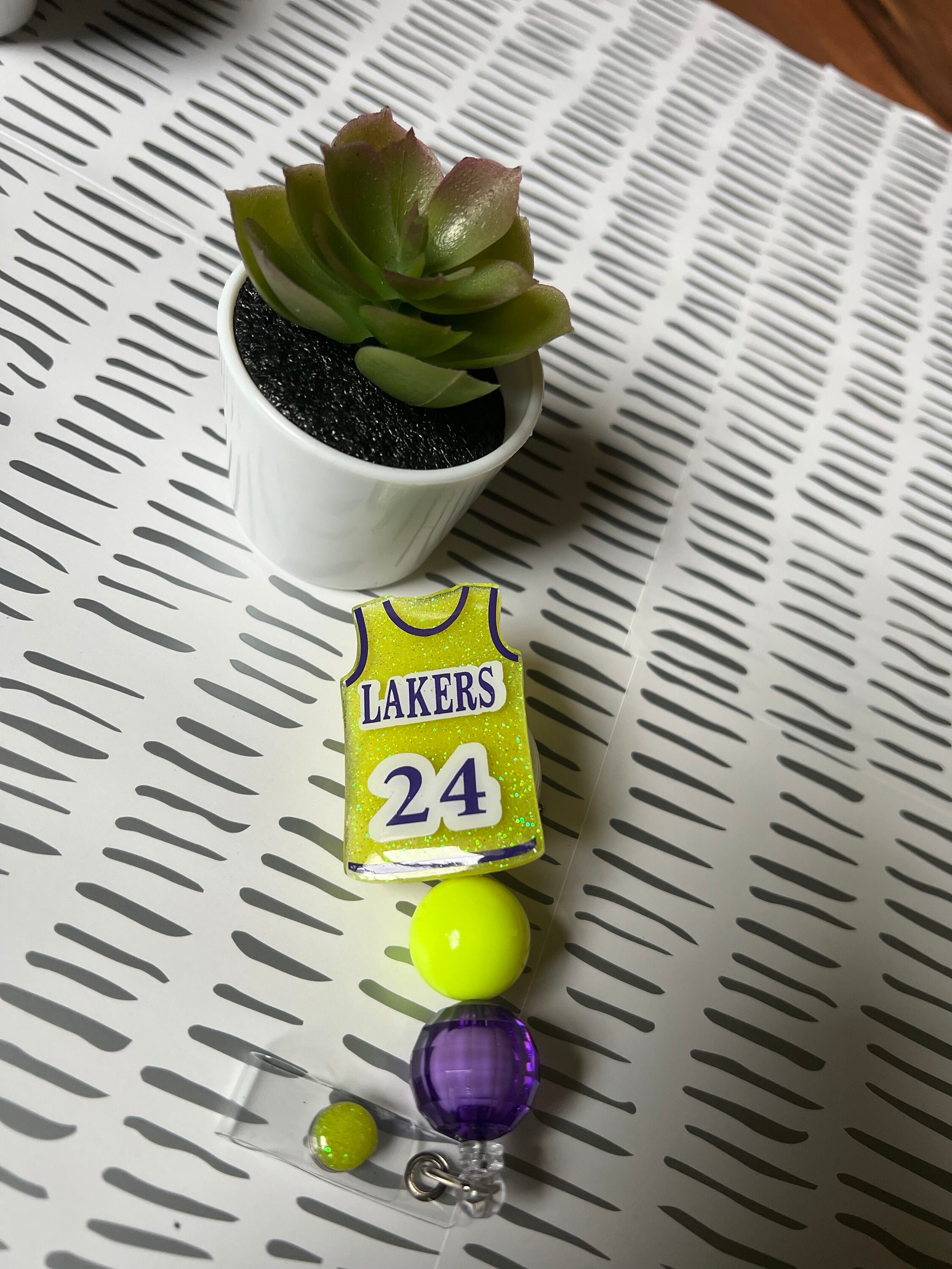 Custom Acrylic Basketball Jersey Badge Reel- Favorite Basketball Team ...