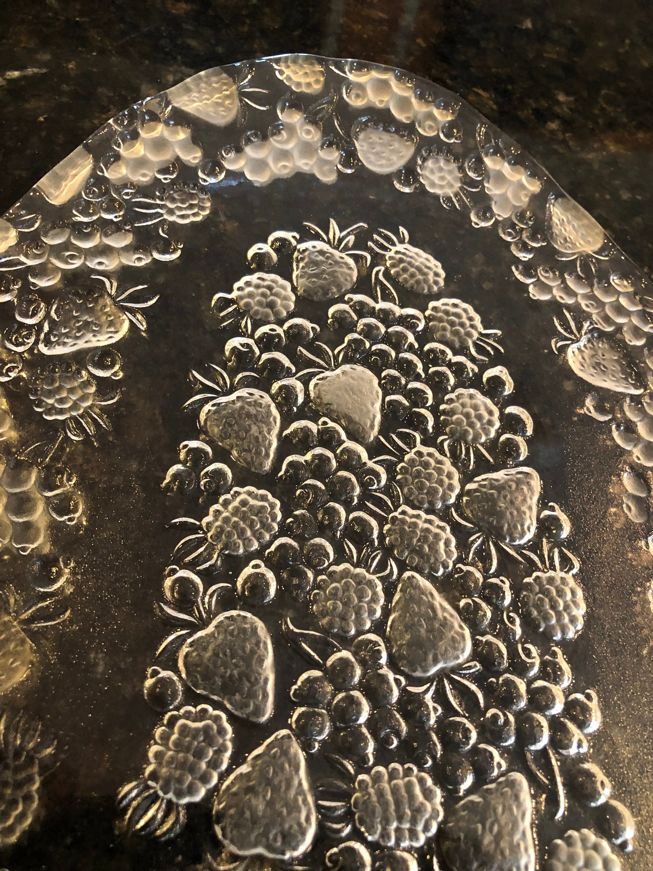 Mikasa Frosted Strawberry Festival Fields Fare Fair Glass Canape Hors ...