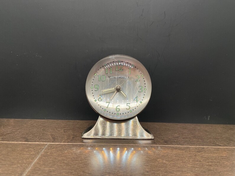 MCM Style Seth Thomas Desk Clock, Brushed Steel Case, Magnifying Glass ...