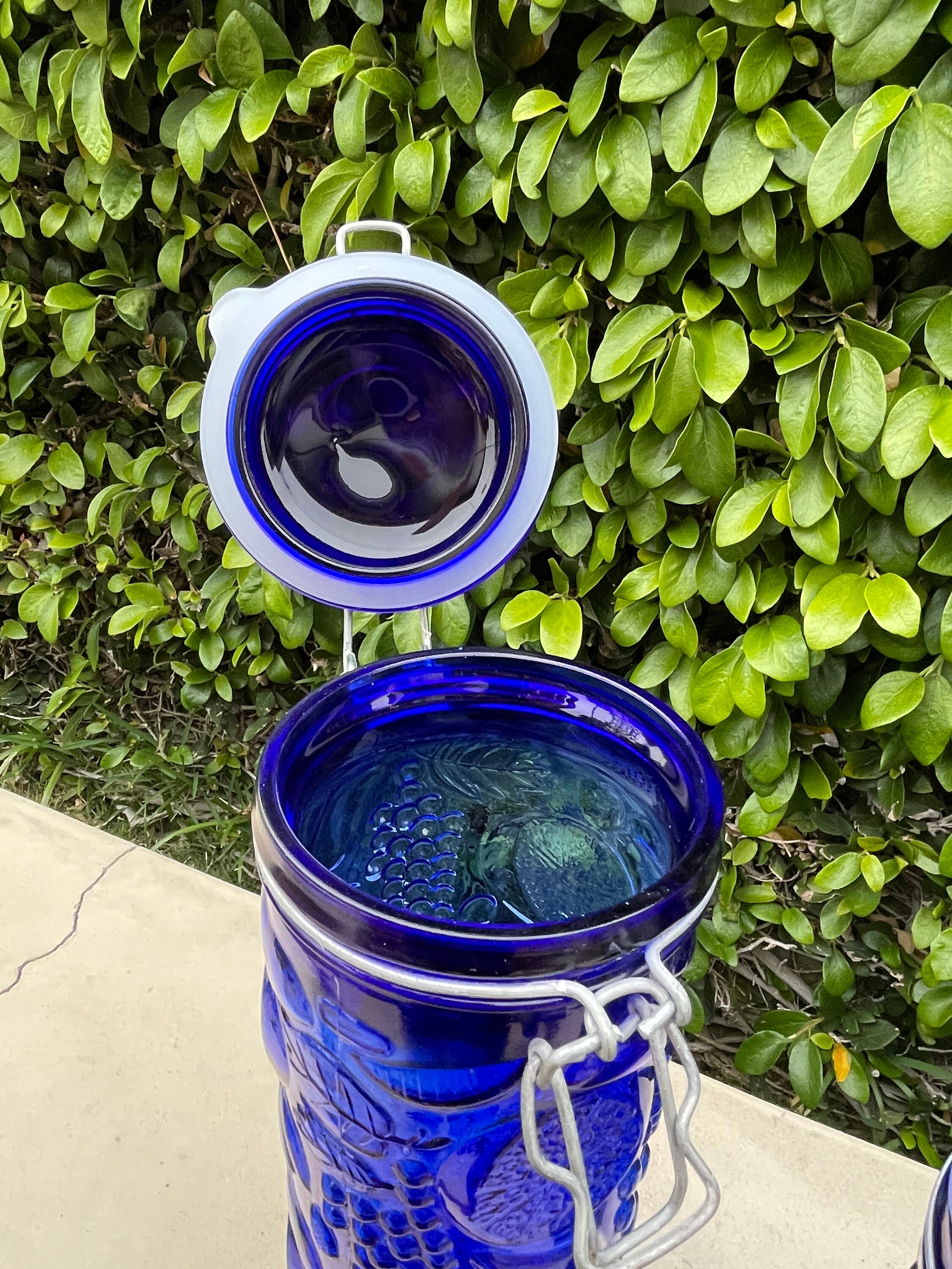 Set of 4 Vintage Cobalt Blue Glass Canisters Locking Lids - Etsy