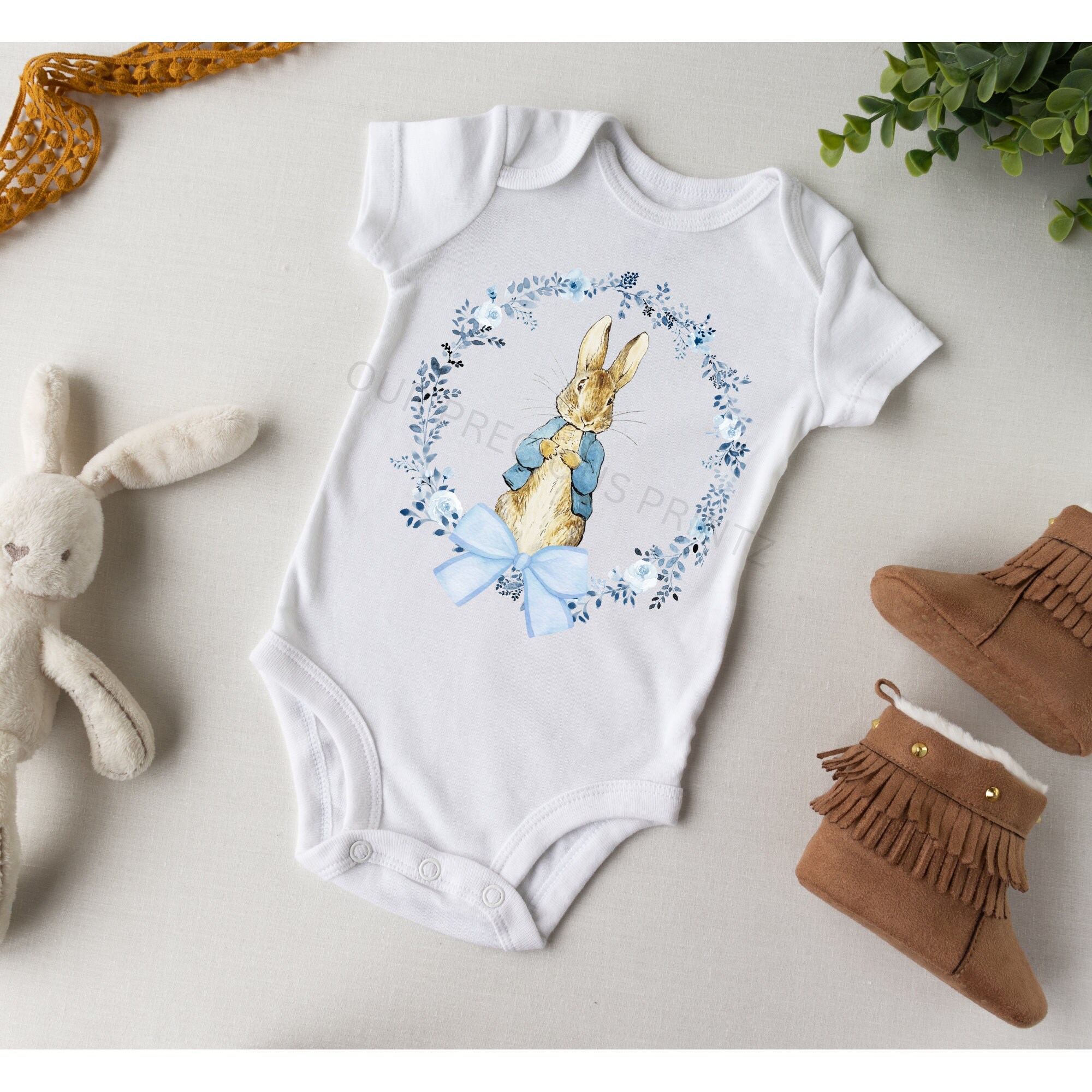 Peter Rabbit Blue Wreath PNG, Blue Jacket Peter Rabbit Floral Wreath ...