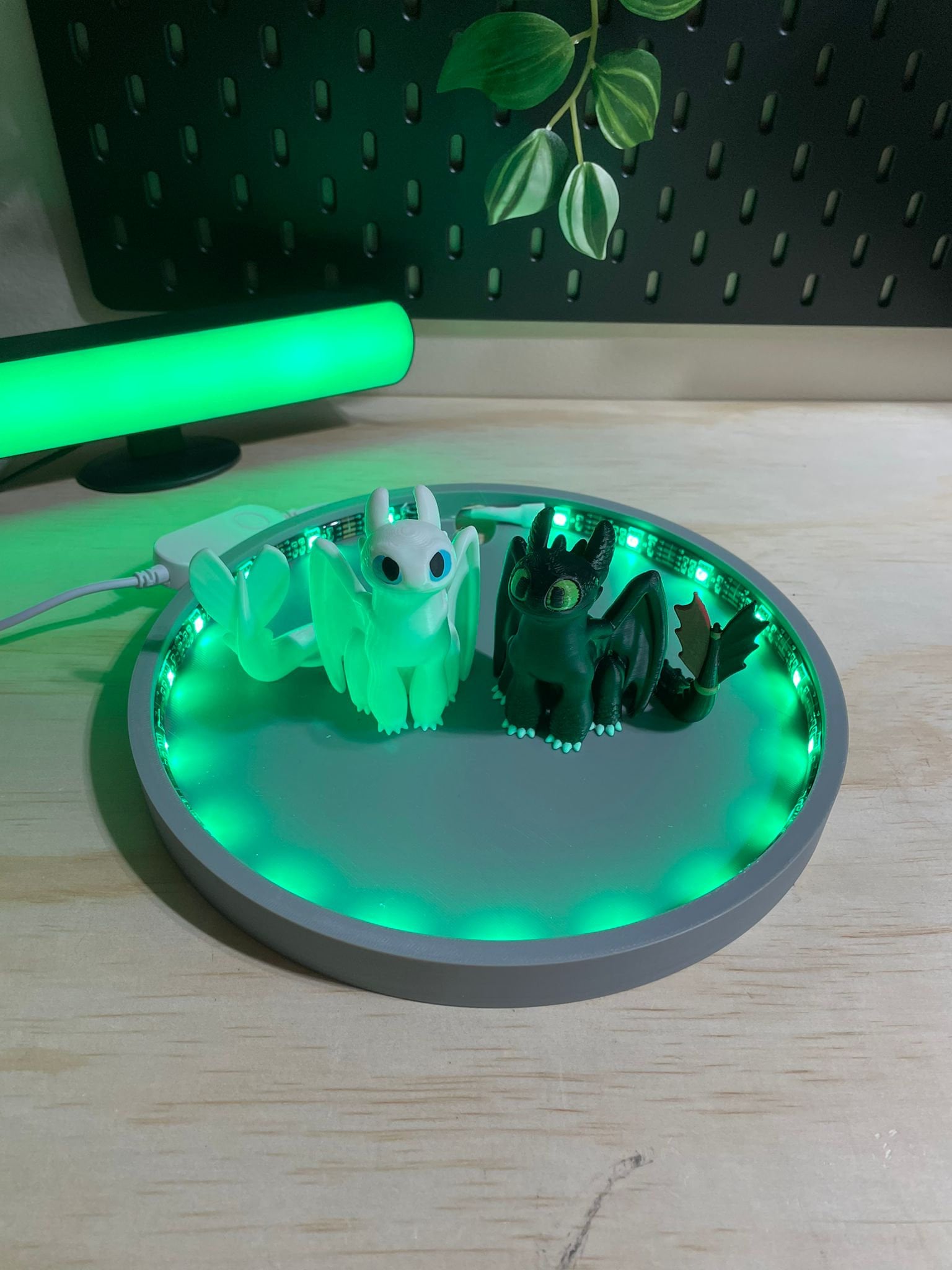 Toothless & Light Fury Desk Lamp - Etsy