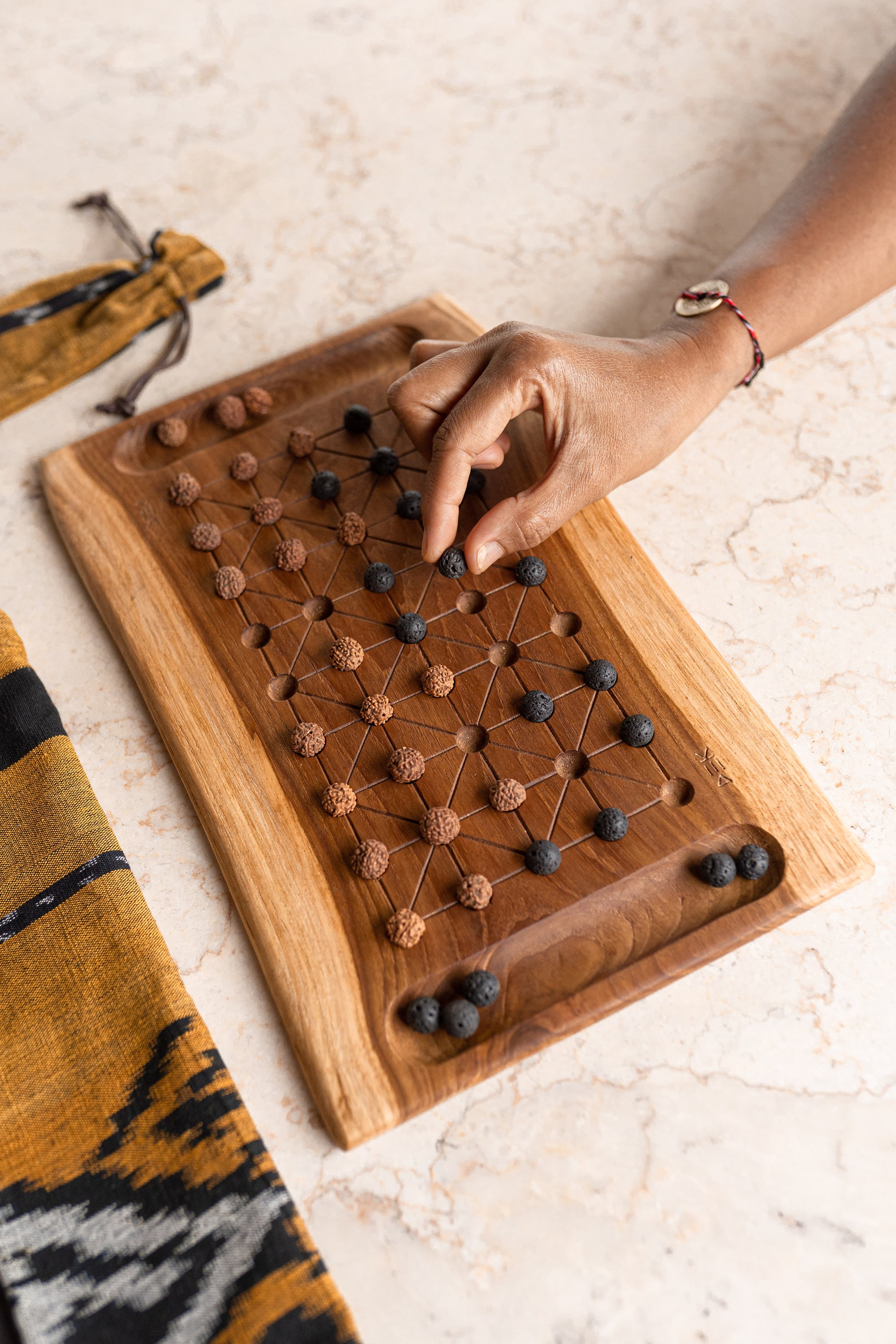 FANORONA / Teak Wood Hand Carved Game / Bali / DEK Boardgames - Etsy