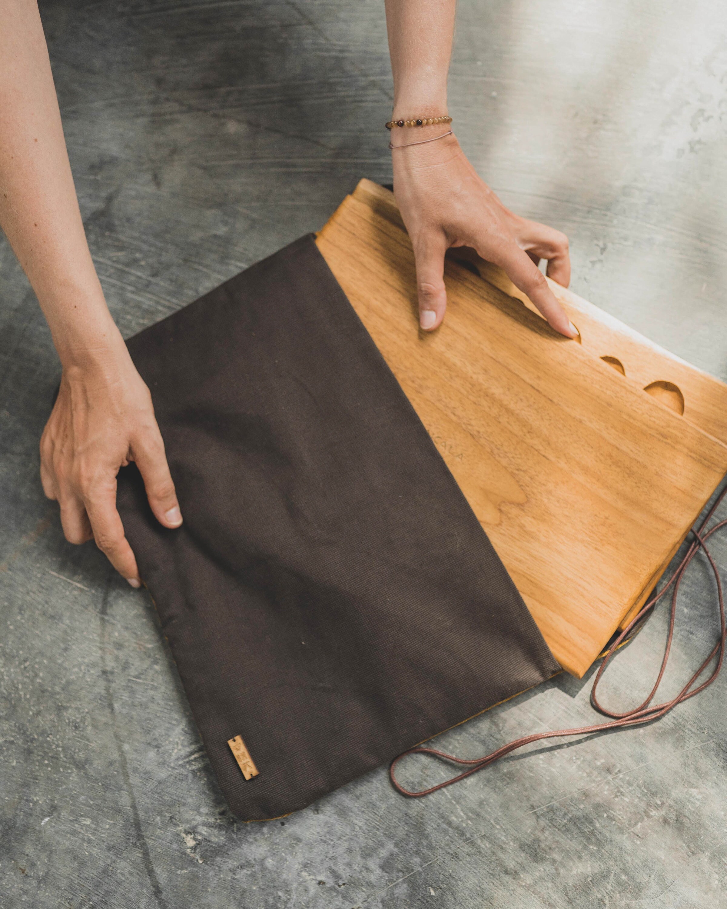 Mancala 4 Players / Teak Wood Hand Carved Game / Bali / DEK Boardgames - Etsy