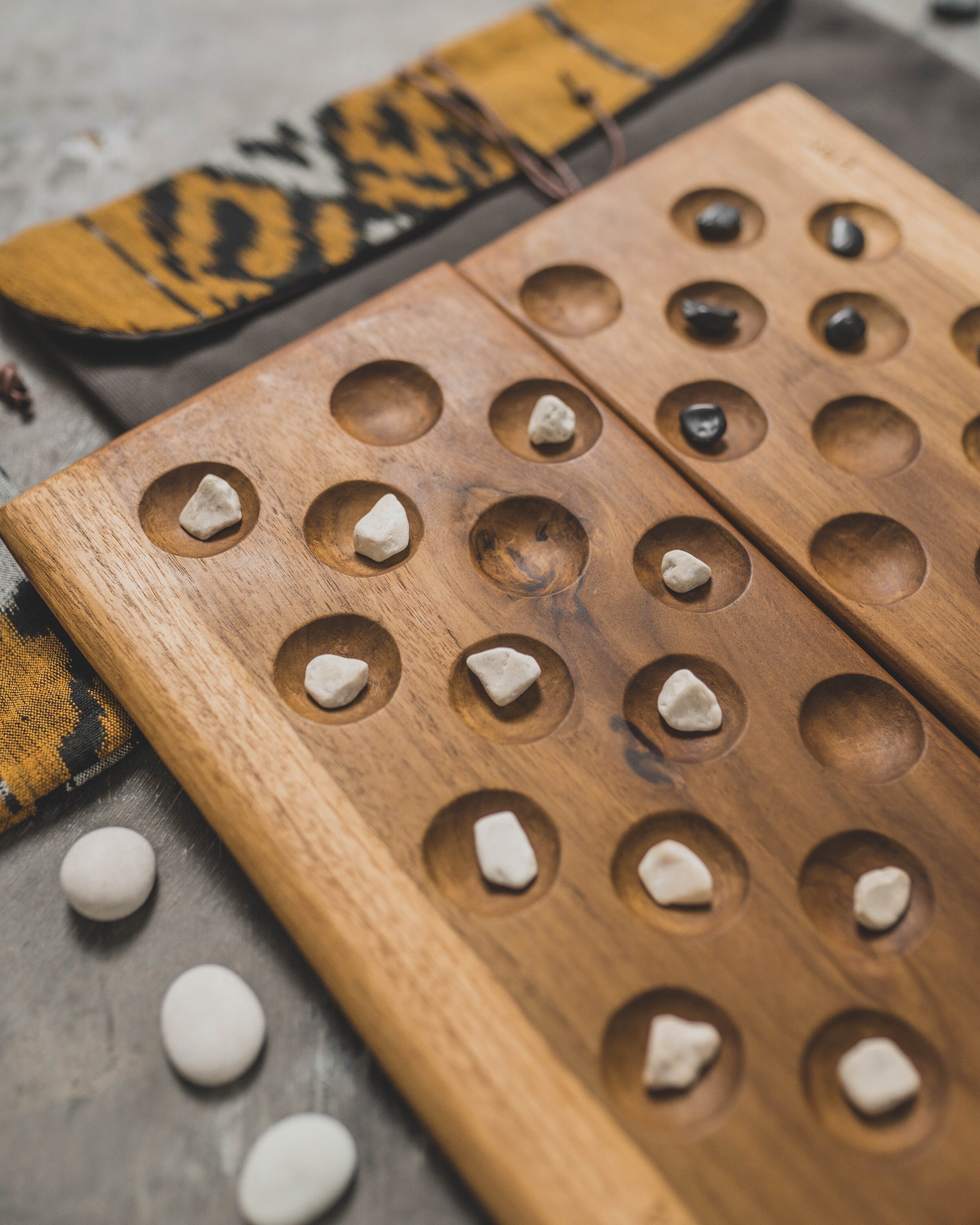 CHECKERS / Teak Wood Hand Carved Game / Bali / DEK Boardgames - Etsy