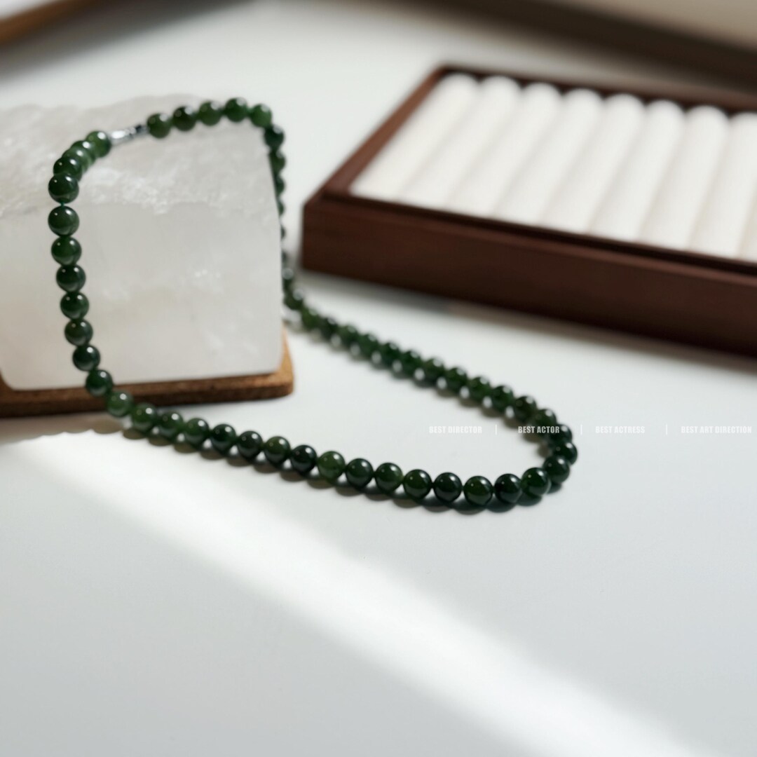 Natural Green Stone Bead Necklace Spring Leaf Deep Peacock Hand ...
