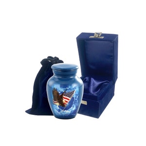 American Flag Keepsake Urn - Patriotic Keepsake Urn for Ashes - Token ...