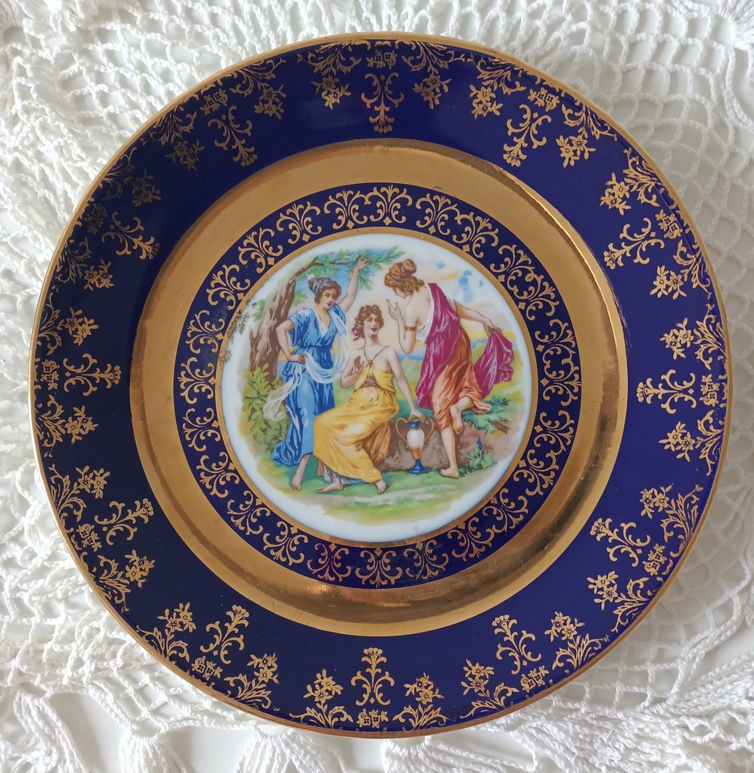 Decorative Plate Three Gracie Decorative Vintage Plate With Gilding ...