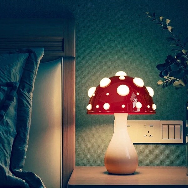 Toadstool Lamp - Etsy UK