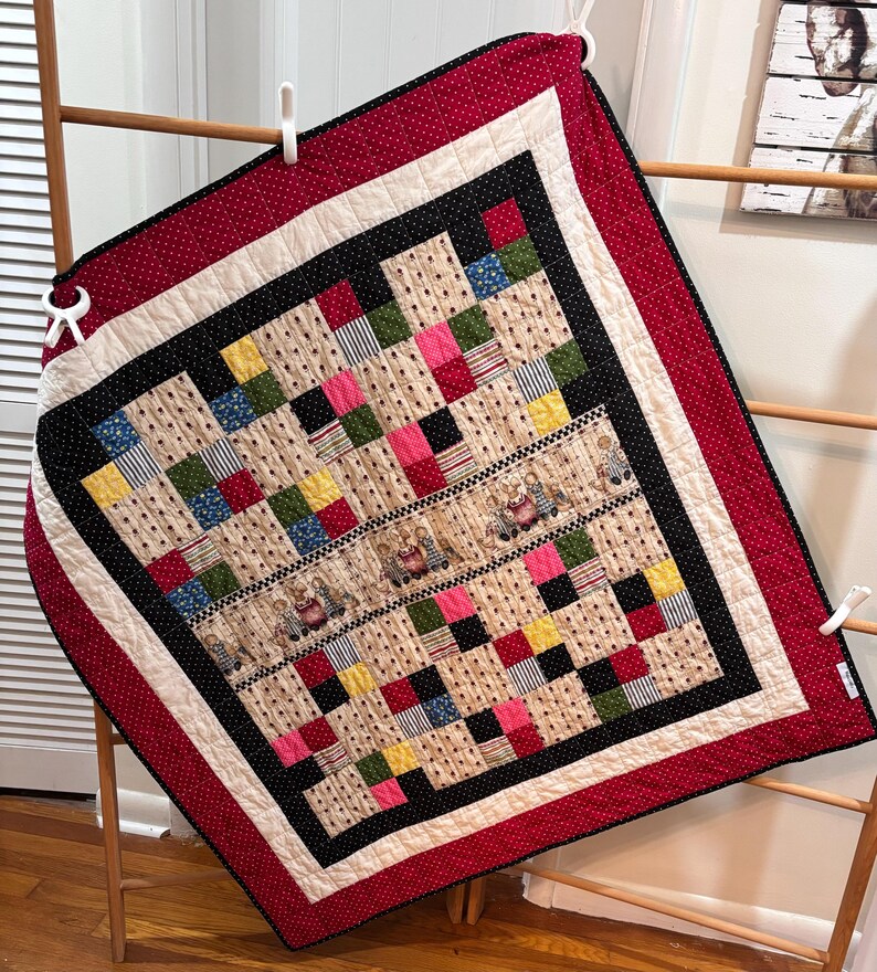 This Handmade Lap Quilt is a Country Oriented Small Quilt. It Would ...