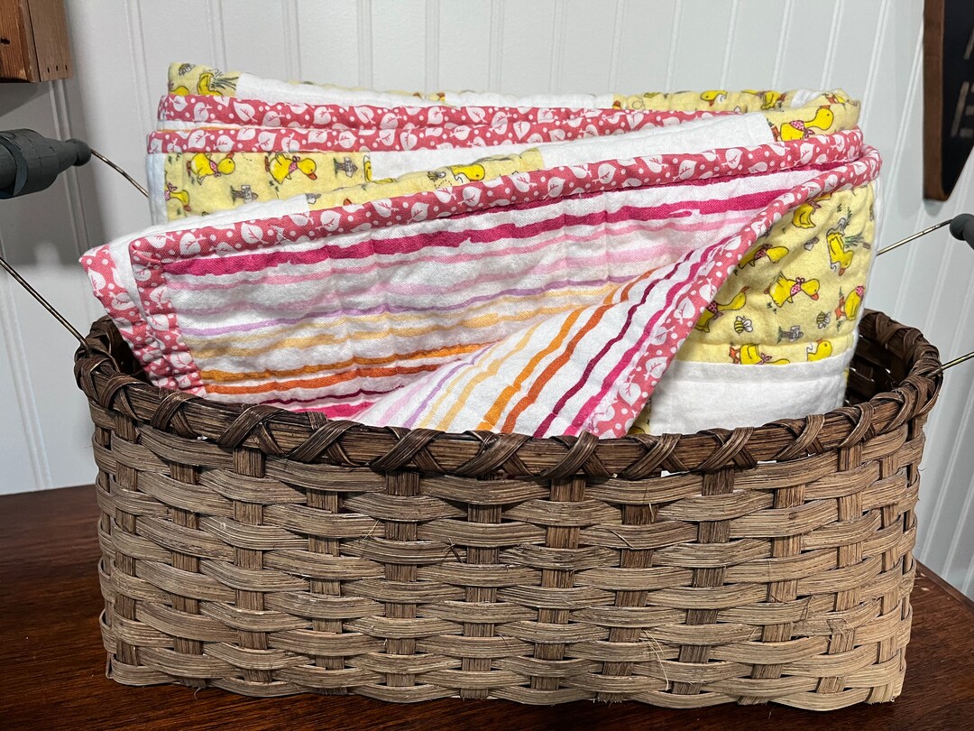 Baby Ducks Make This Cotton Flannel Handmade Quilt Comfy and Cozy ...