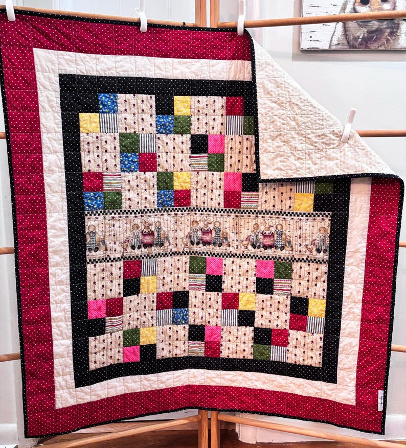This Handmade Lap Quilt is a Country Oriented Small Quilt. It Would ...