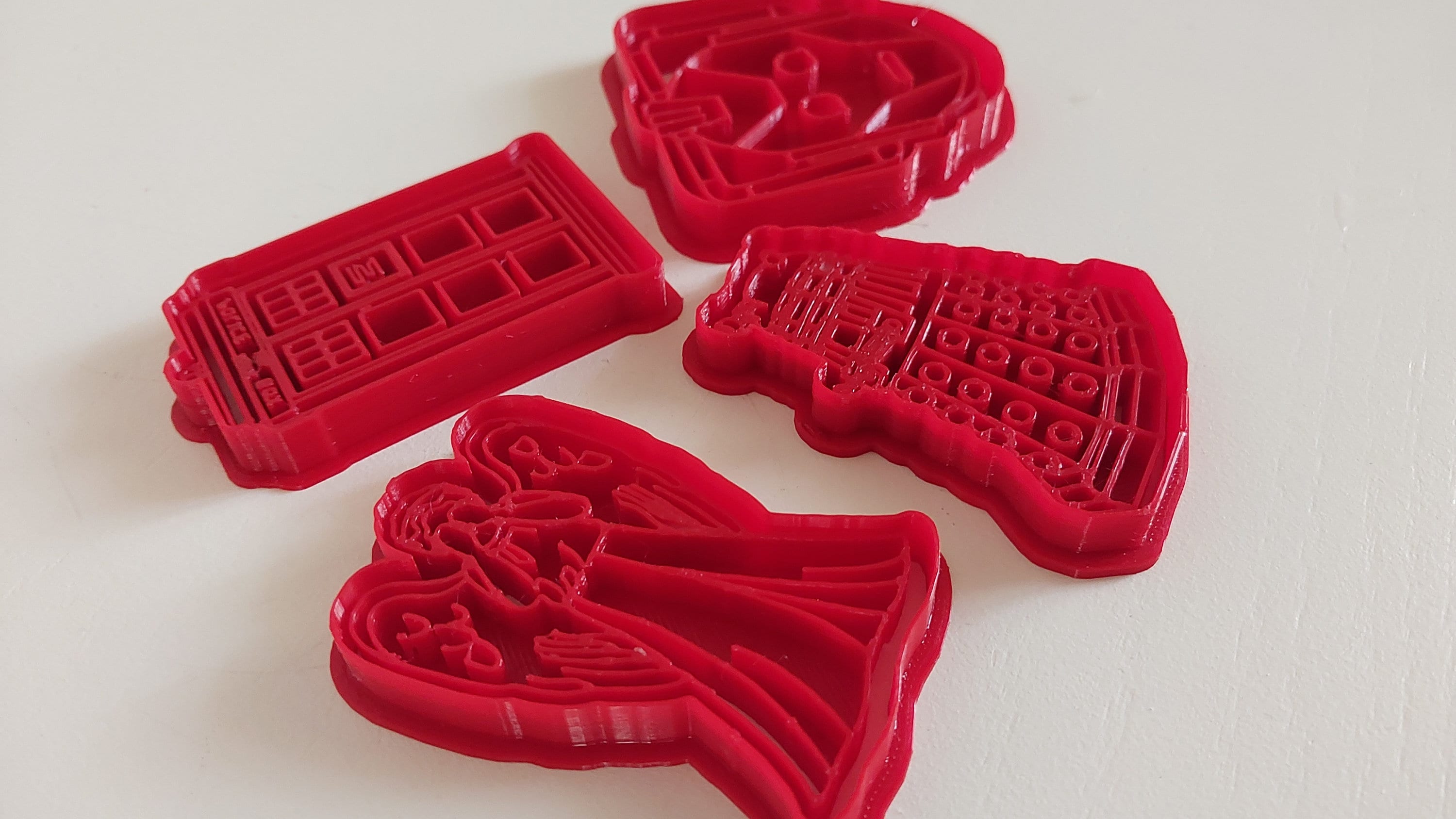 Doctor Who Cookie Cutter Set (4 Pieces) Tardis, Dalek, Weeping Angel ...