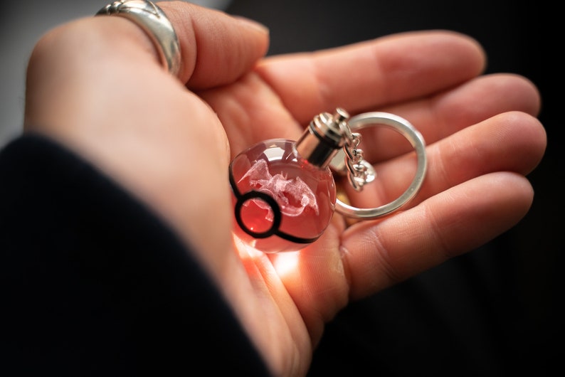Charizard Keychain Nintendo Pokémon First Generation - Etsy
