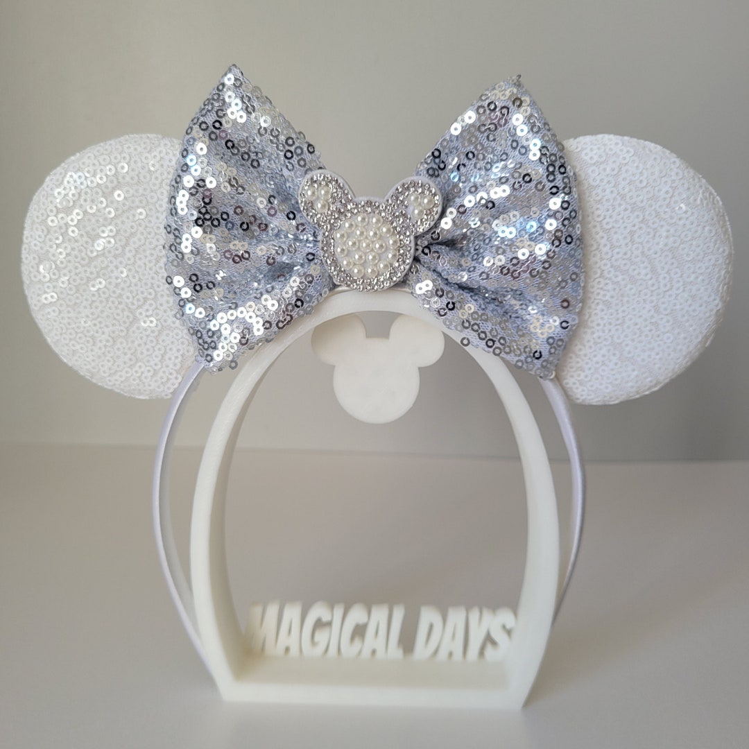 Elegant White and Silver Ears With Diamonte and Peal Effect Mickey Head ...